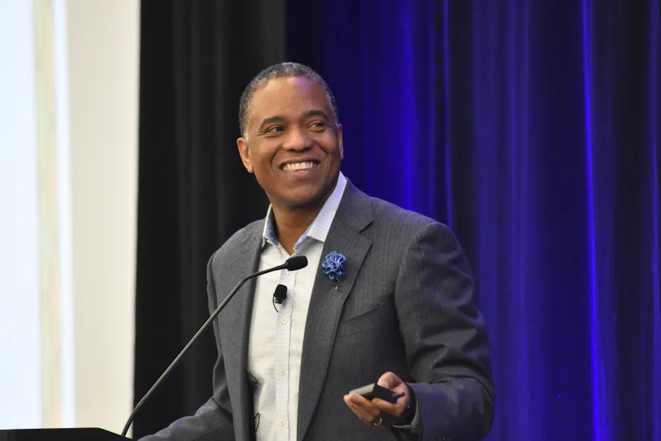 Illya Thomas | Crossroads Church